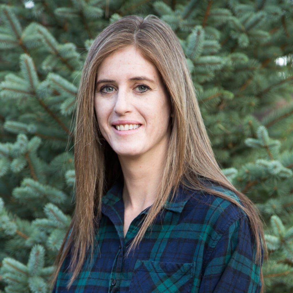 RESIDENT SHOWCASE: ASH DAVIDSON - Monson Arts